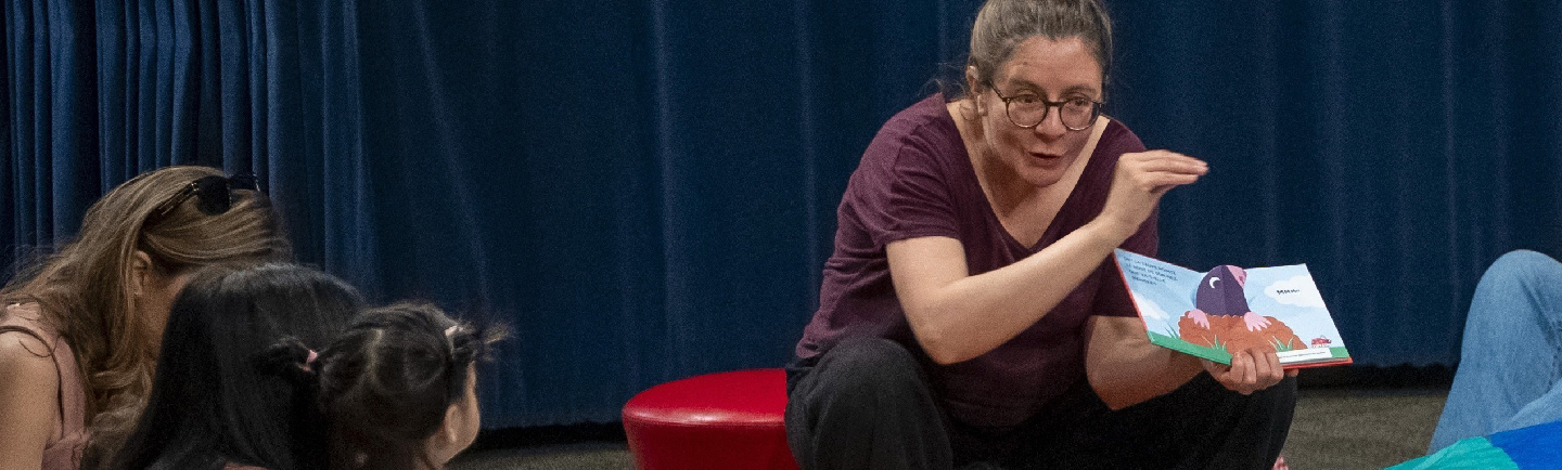 Premiers pas, premiers contes